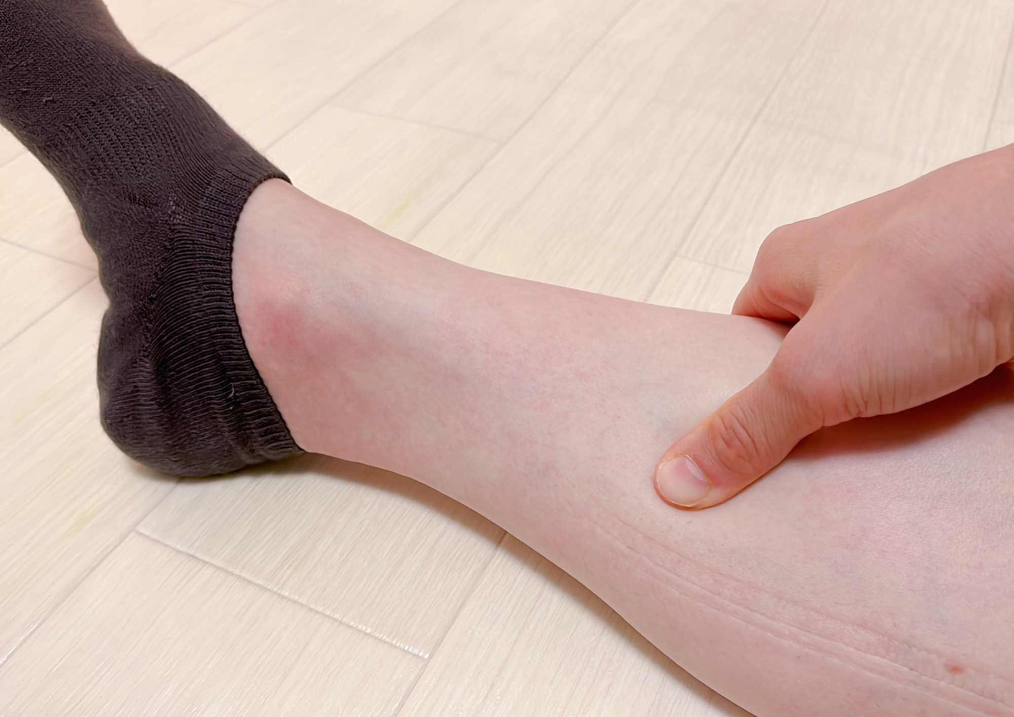 足のむくみセルフチェック！やり方とポイント | 脚やせ専門ボディメイクB-CHERISH